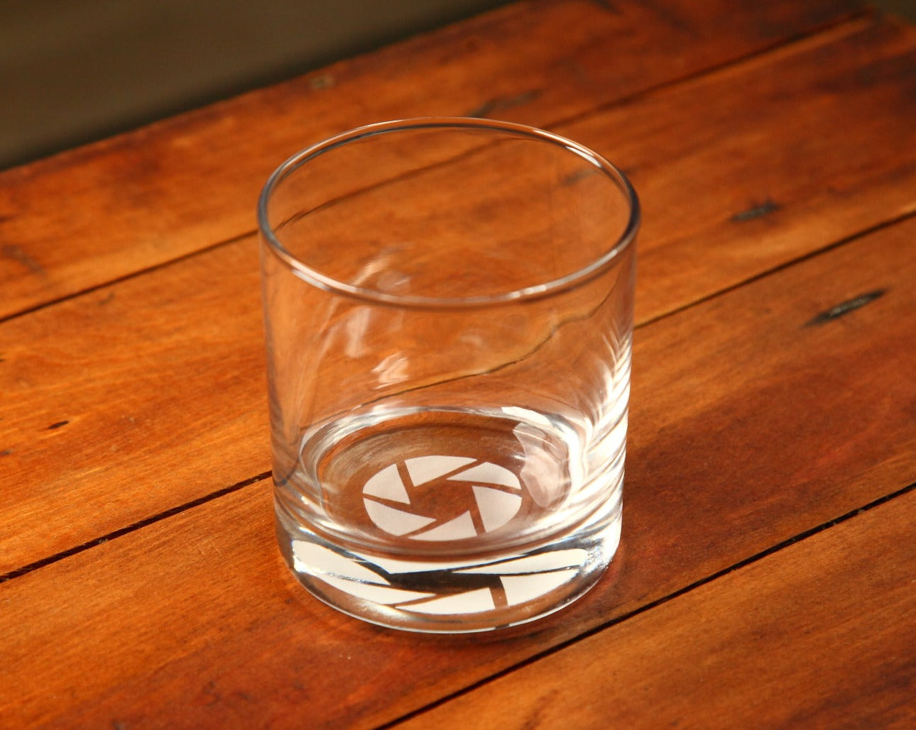 Aperture Base Rocks Glass